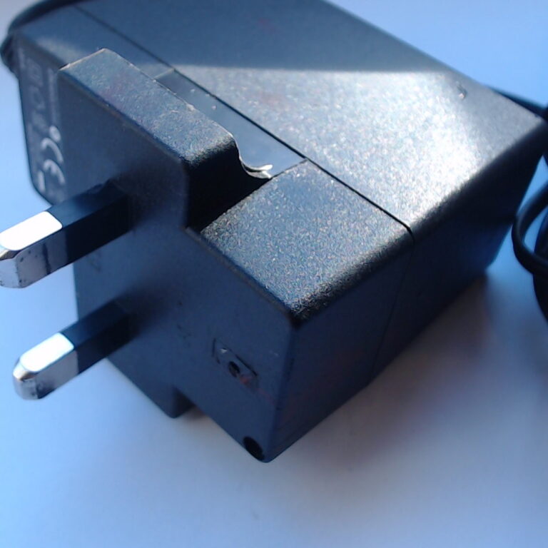 repair kit for missing mains AC adaptor plug earth pin